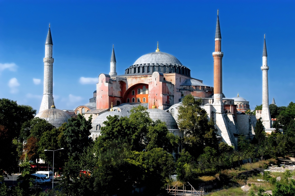 Sultanahmet – the heart of Istanbul's Old town - Audio Tour Azbo